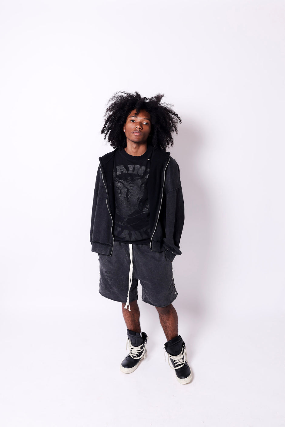 2024 – Saint Vanity